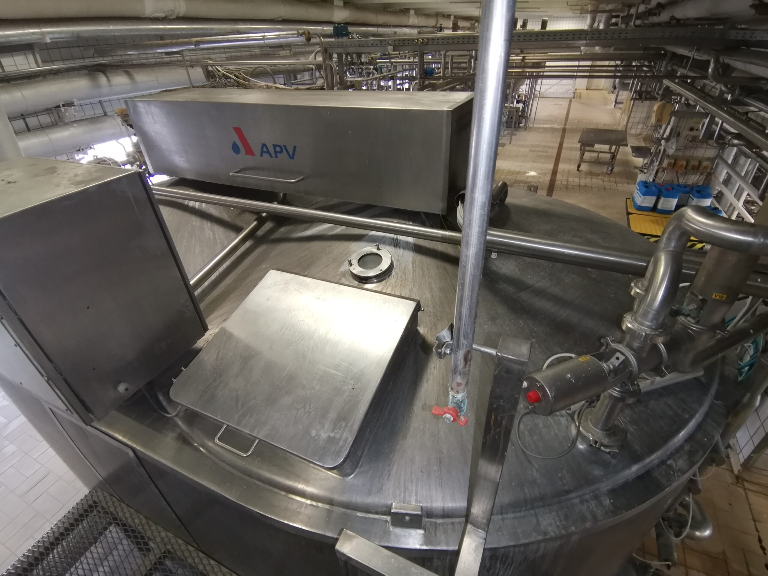 Used APV Cheese Vats - Double O - 8000 l | M&E Trading